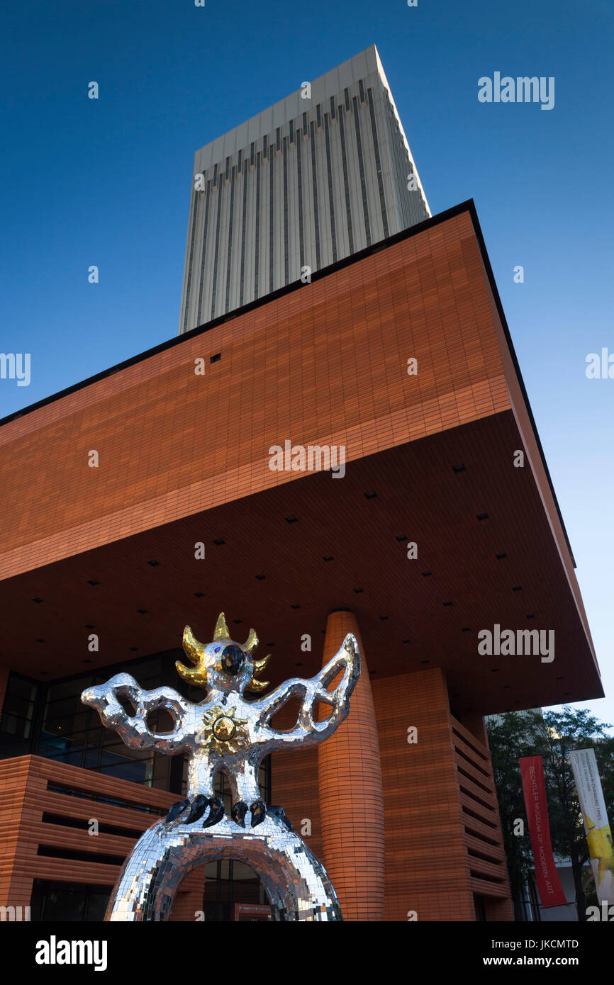 USA, North Carolina, Charlotte, Bechtler Museum of Modern Art, exterior ...