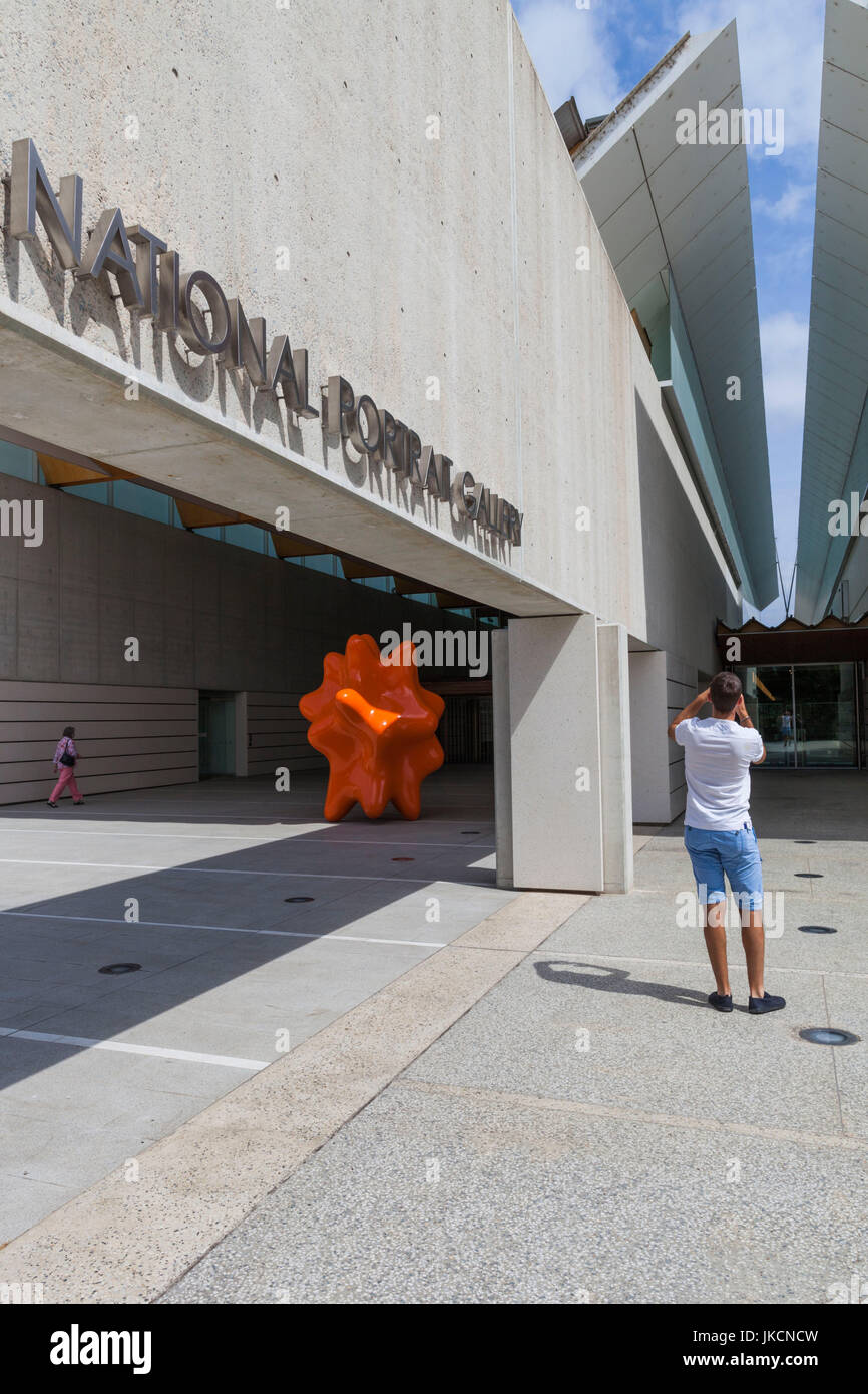 National gallery of australia canberra hi-res stock photography and ...