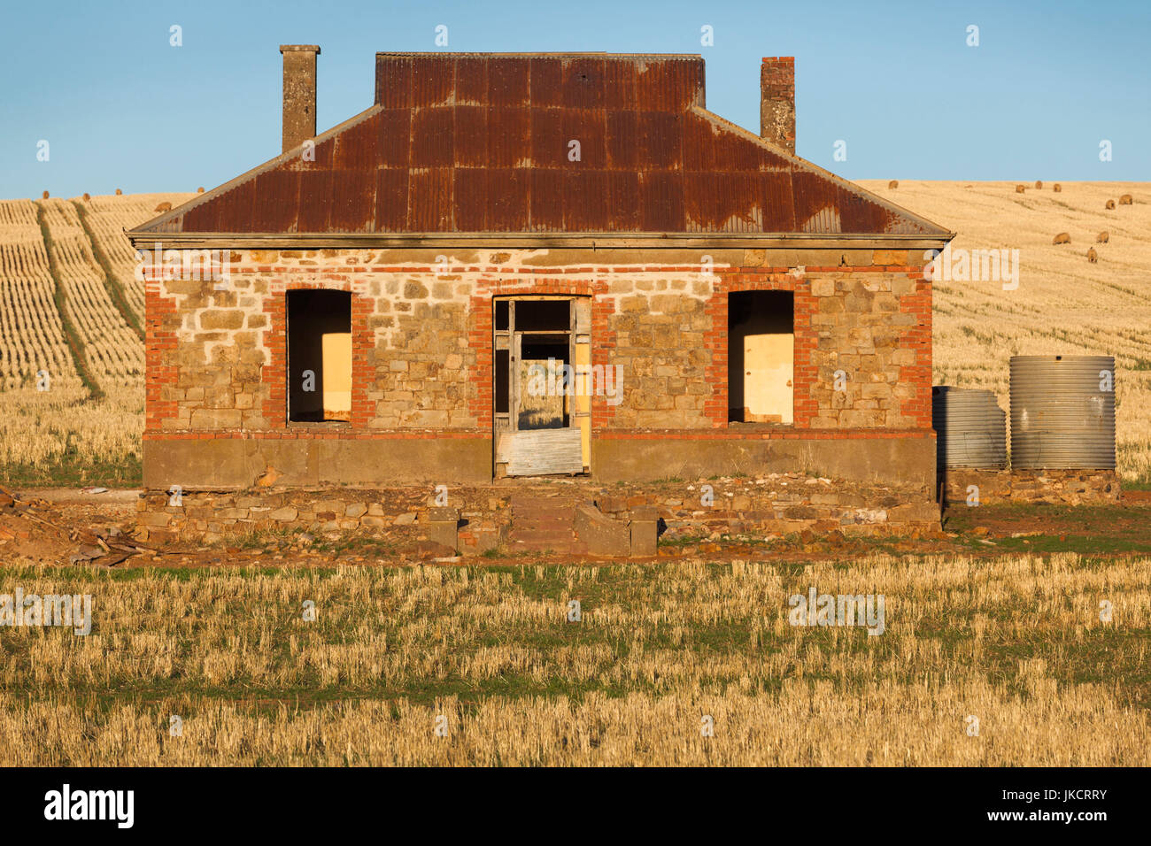 Abandoned House Australia Stock Photos & Abandoned House Australia ...