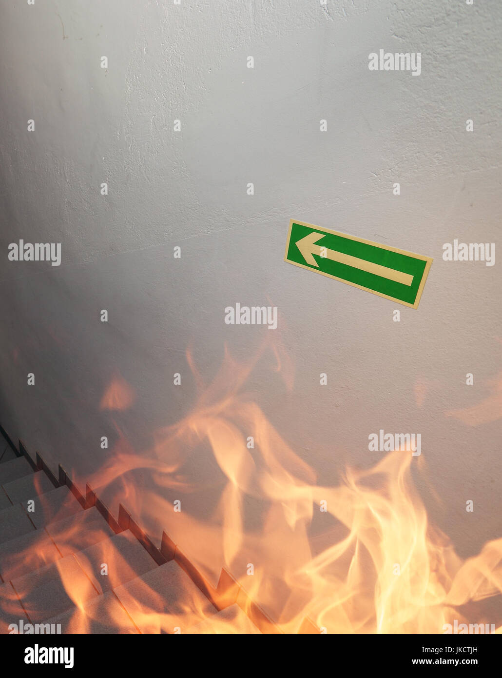 fire in the building Stock Photo - Alamy