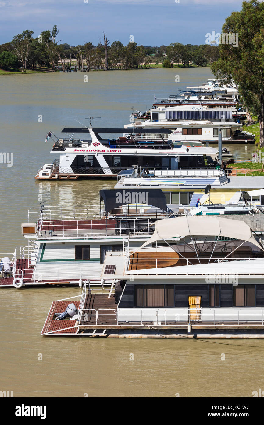 Australia, South Australia, Murray River Valley, Berri, houseboats on ...
