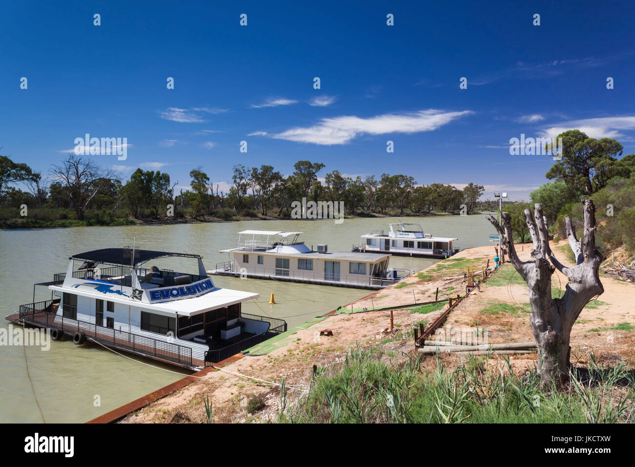 Australia, South Australia, Murray River Valley, Loxton, houseboats on ...
