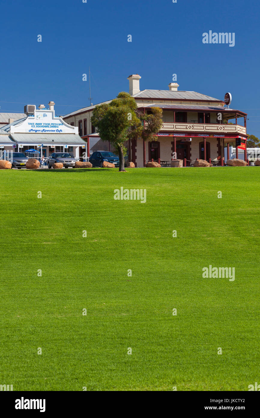 Australia, South Australia, Murray River Valley, Morgan, town view ...