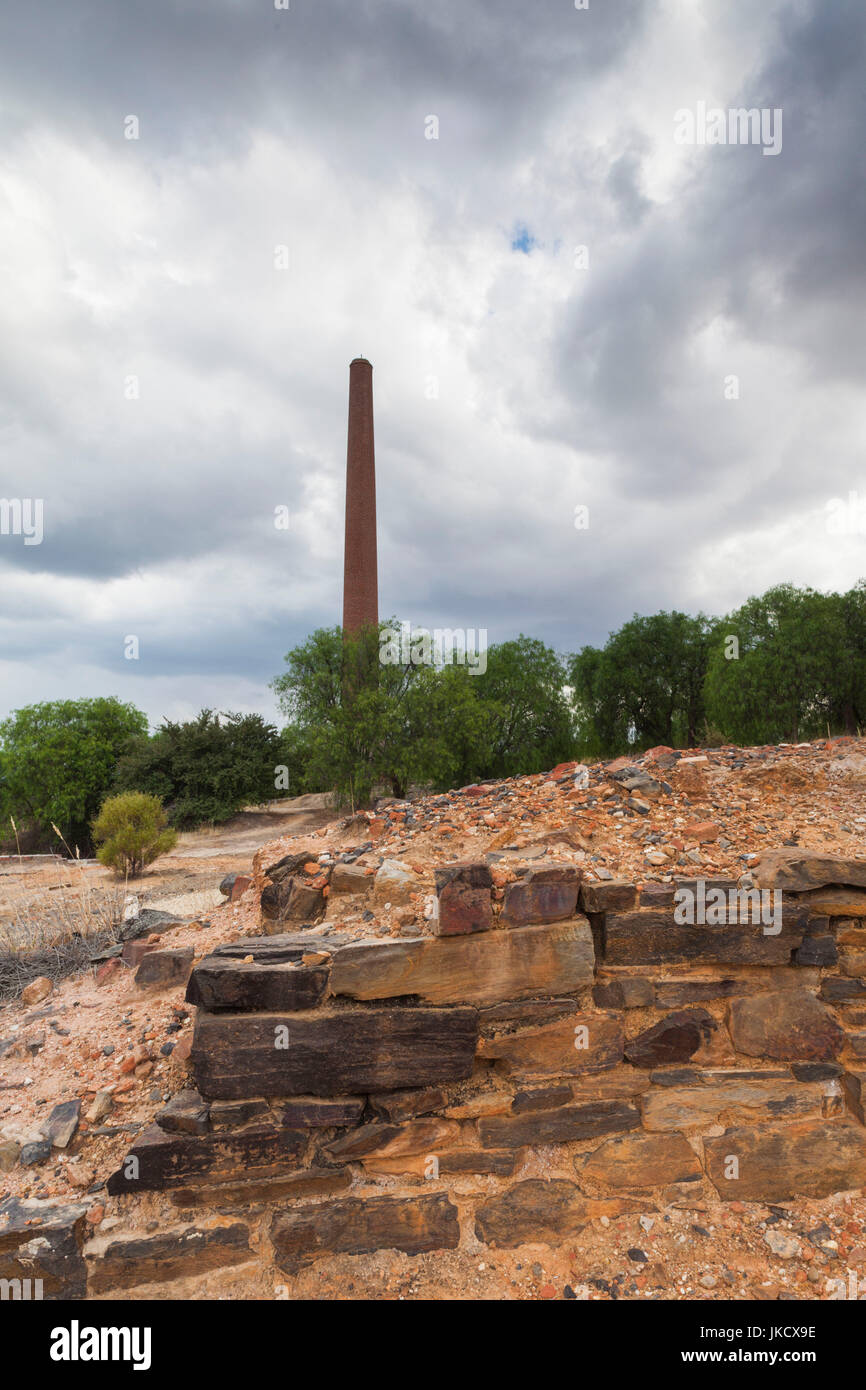 Australia, Victoria, VIC, Maldon, 24-meter high Beehive Chimney Stock ...