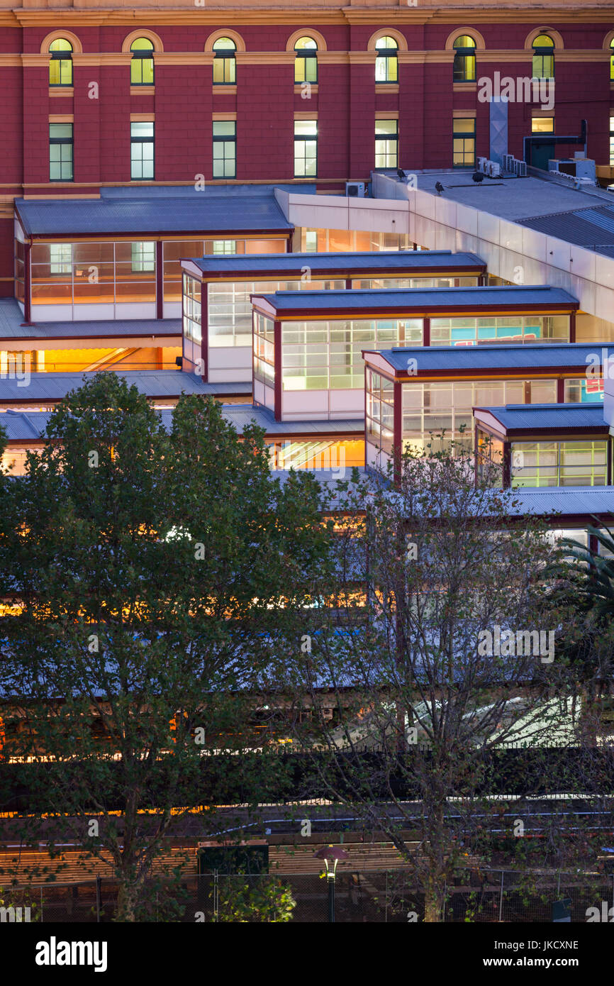 Australia, Victoria, VIC, Melbourne, Flinders Street Train Station ...