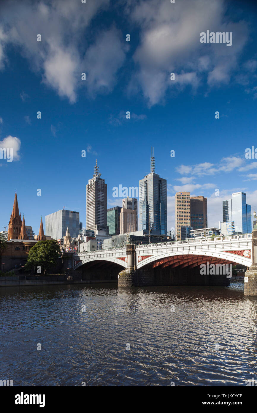 Australia, Victoria, VIC, Melbourne, skyline with Yarra River and ...