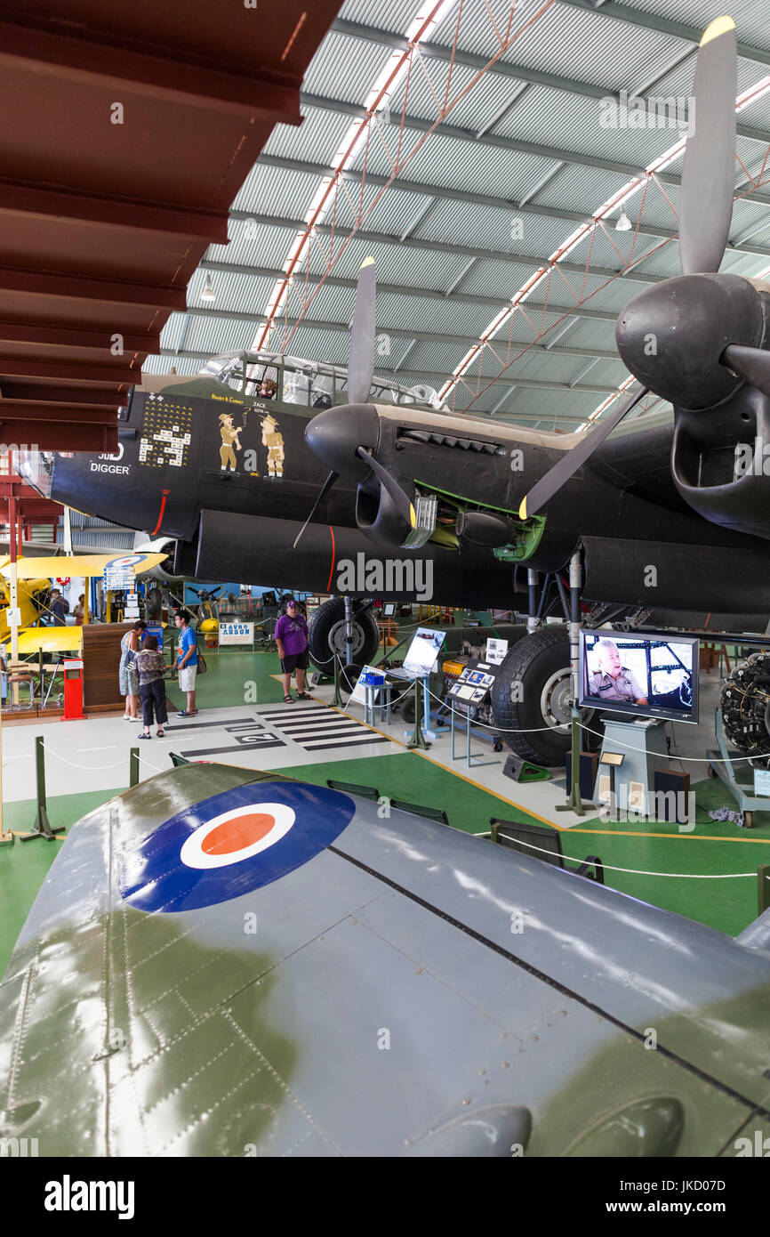 Ww2 era avro lancaster bomber aircraft hi-res stock photography and ...