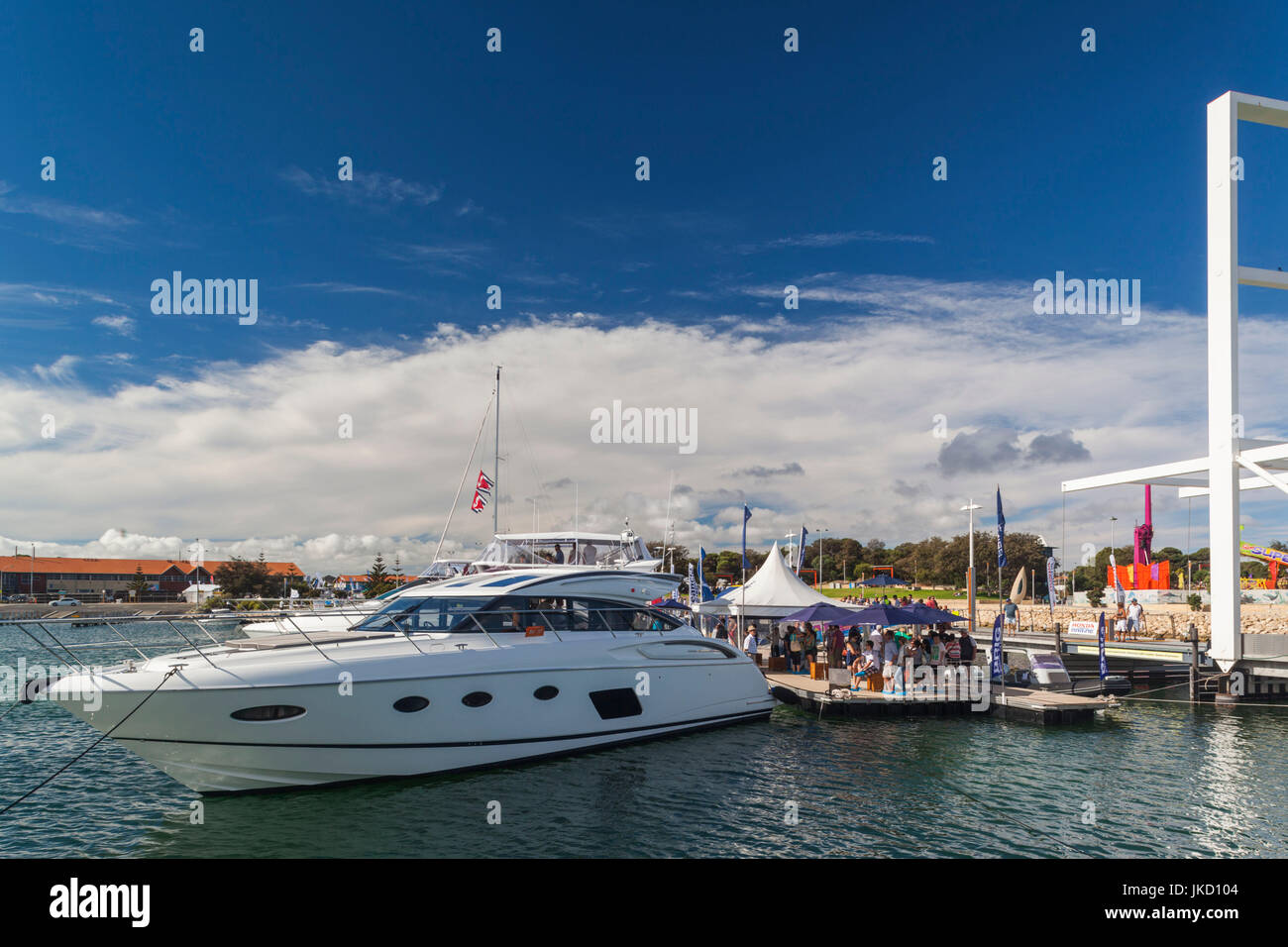 Hillarys marina hi-res stock photography and images - Alamy