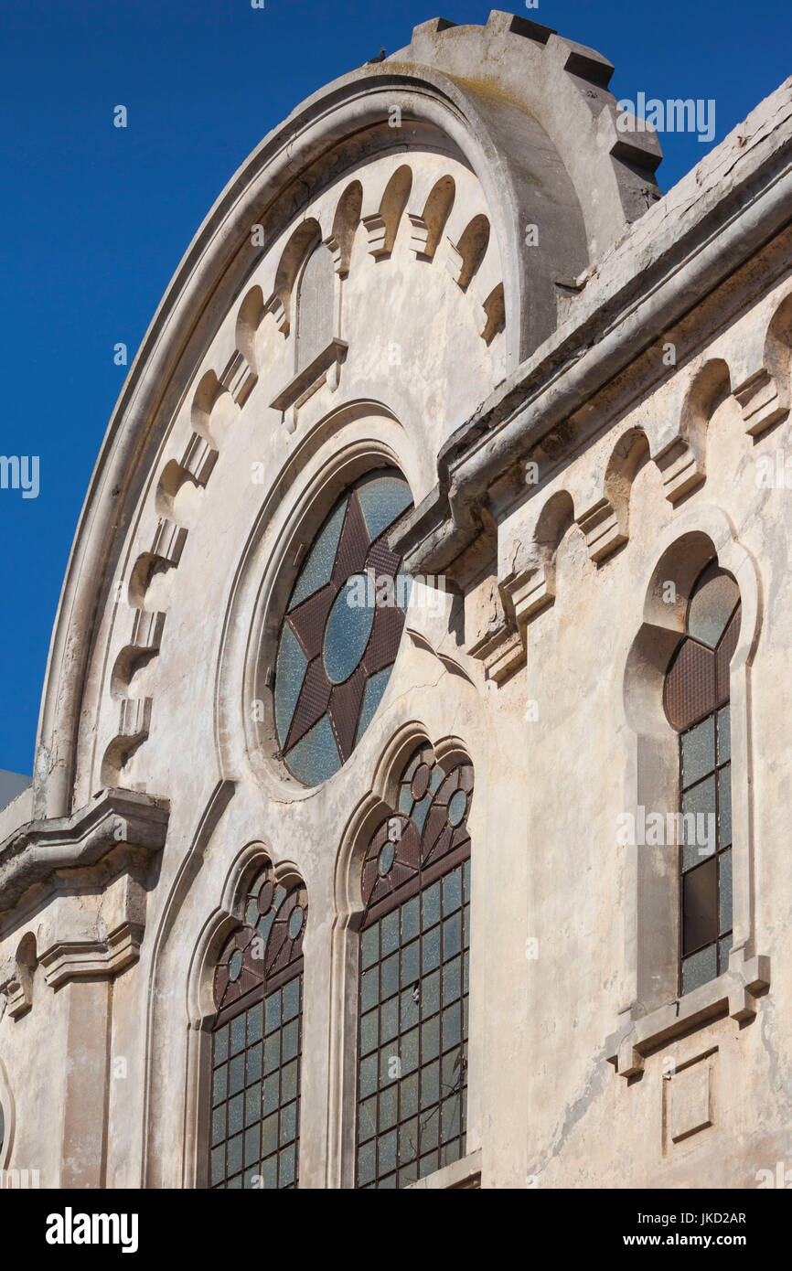 Great synagogue romania hi-res stock photography and images - Alamy