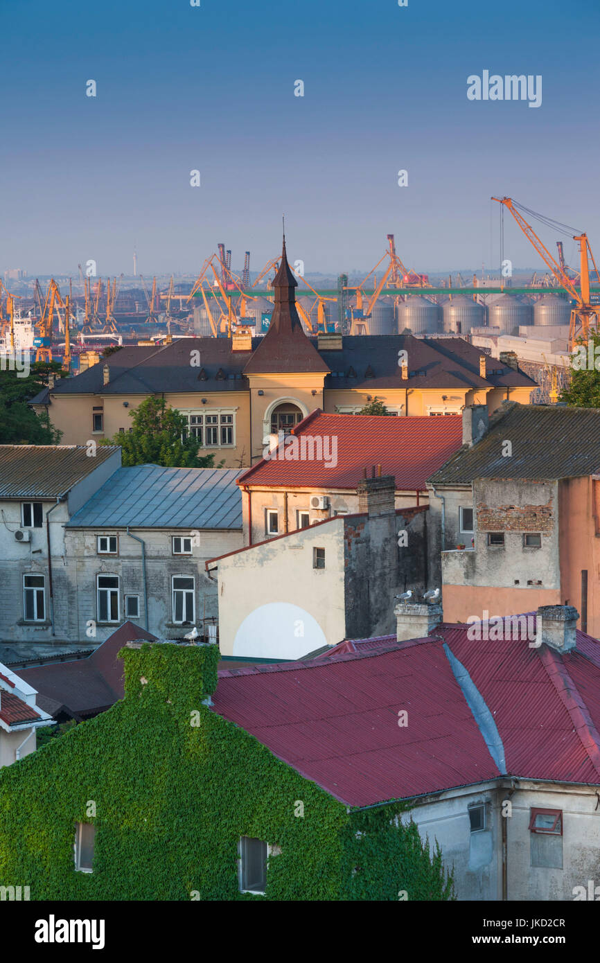 Elevated view of the constanta port hi-res stock photography and images ...