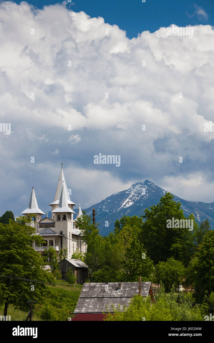 Romania, Maramures Region, Viseu de Sus, church with Maramures ...