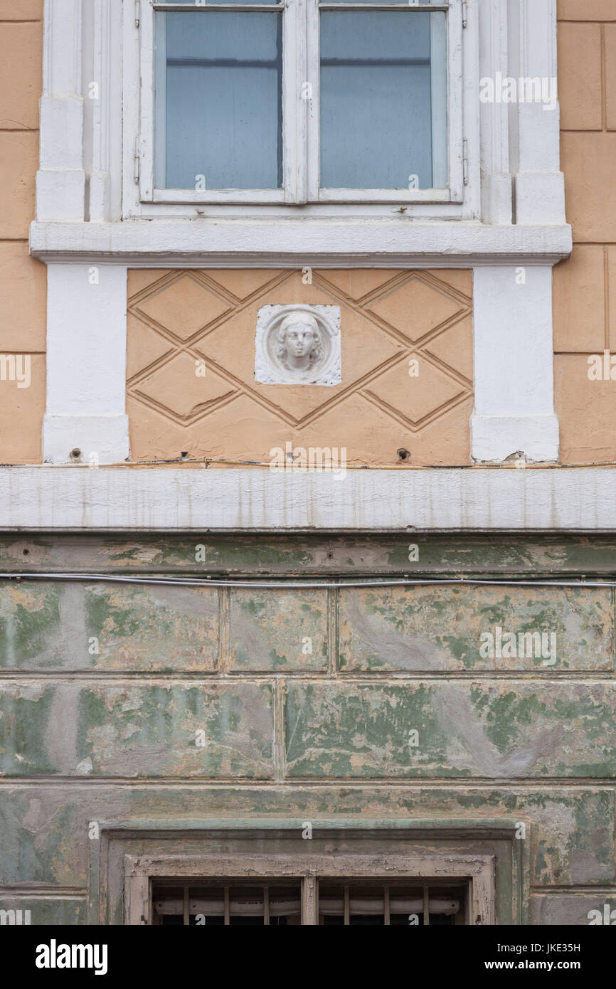 Romania, Transylvania, Brasov, building detail Stock Photo - Alamy
