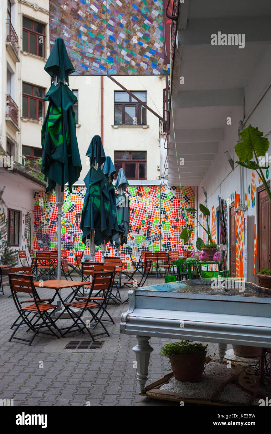 Bar courtyard hi-res stock photography and images - Alamy