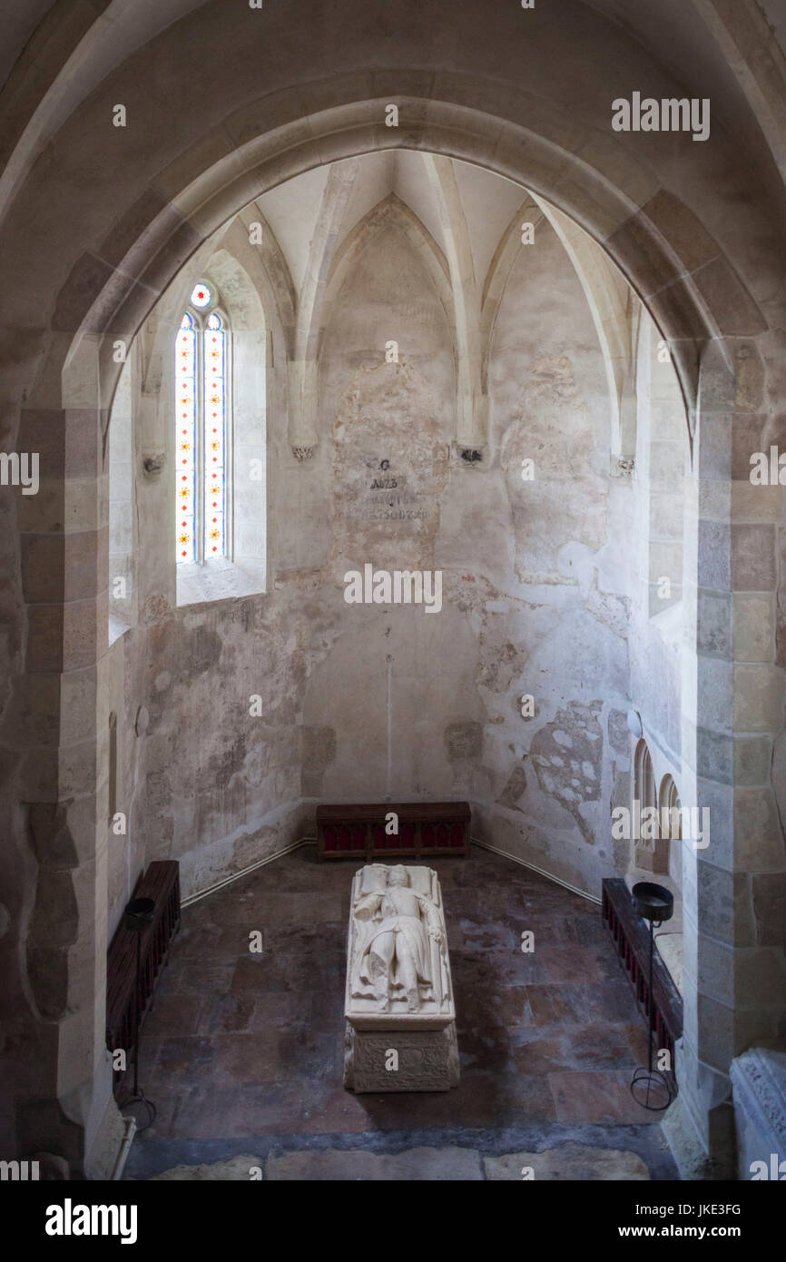 Romania, Transylvania, Hunedoara, Corvin Castle, interior Stock Photo ...