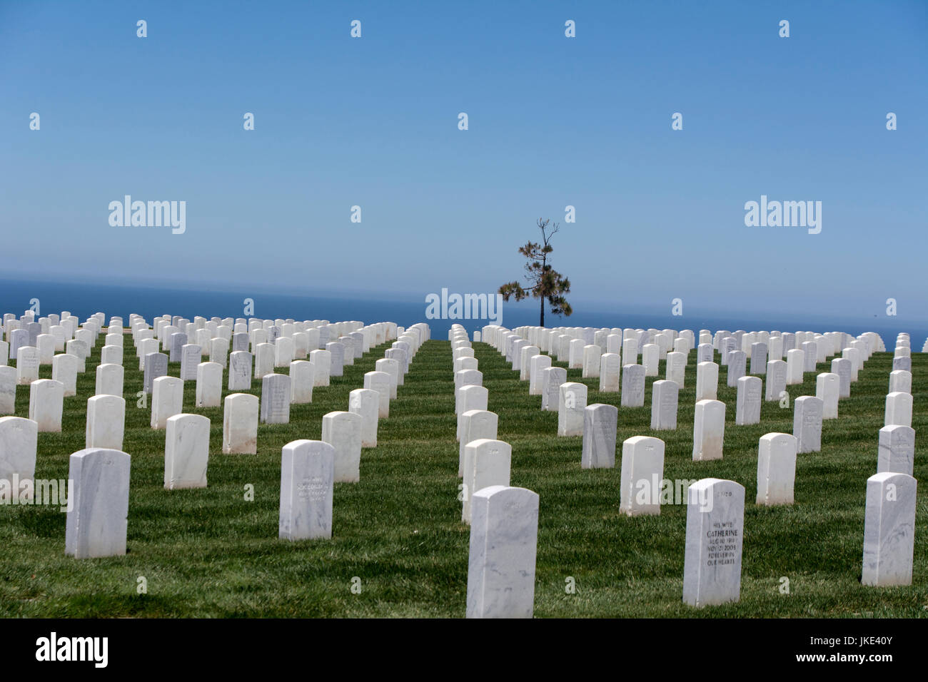Fort rosecrans military cemetery hi-res stock photography and images ...
