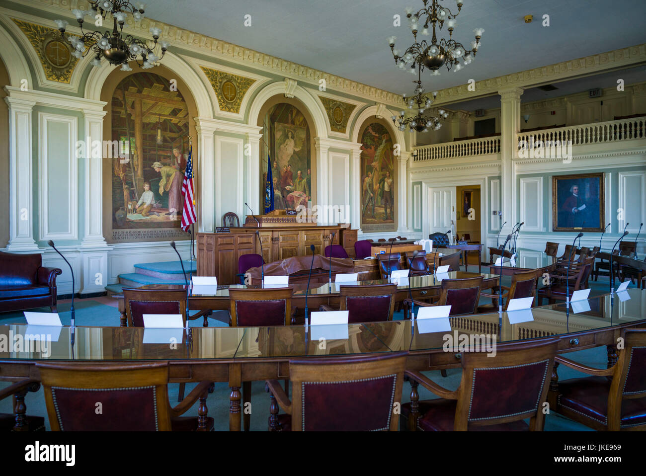 Chamber new hampshire state house hi-res stock photography and images ...