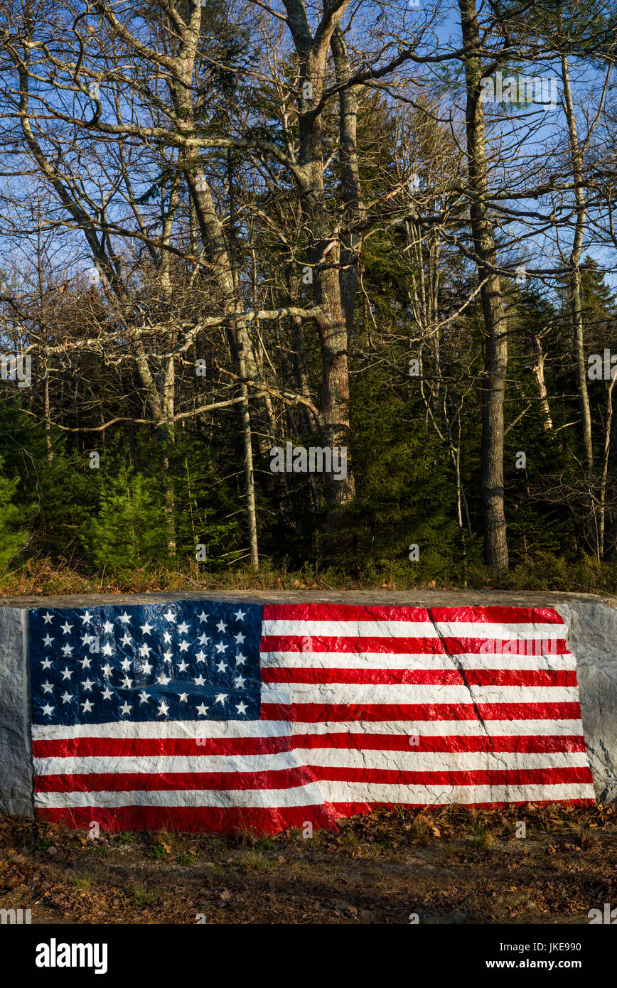 Us flag painted on rocks hi-res stock photography and images - Alamy