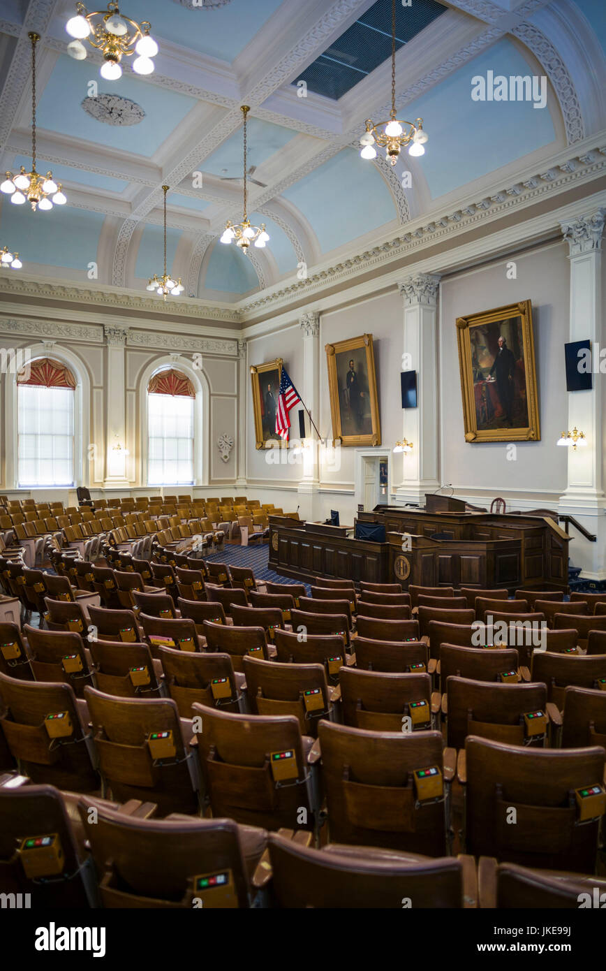 Chamber new hampshire state house hi-res stock photography and images ...
