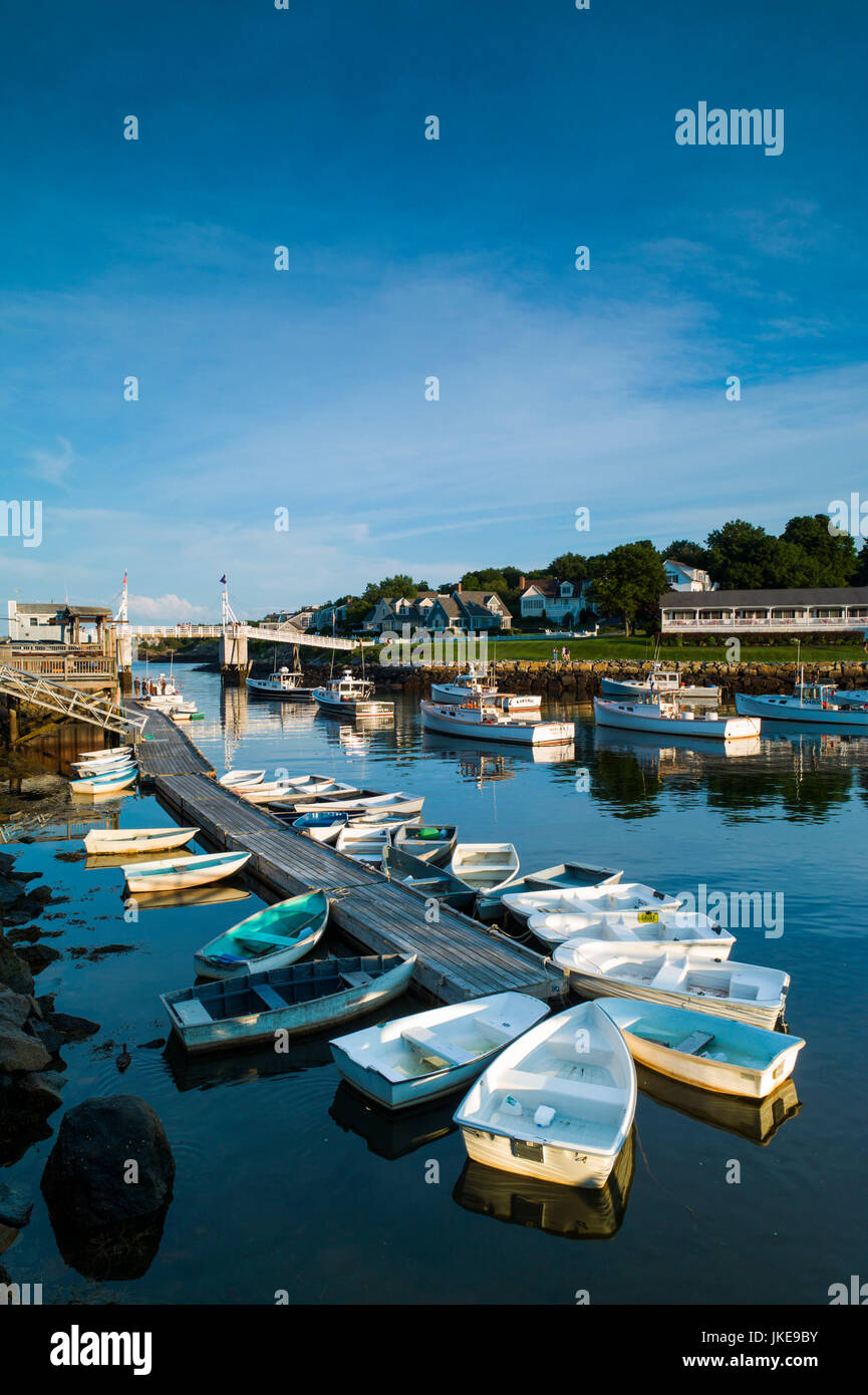 USA, Maine, Ogunquit, Perkins Cove, boat harbor Stock Photo - Alamy