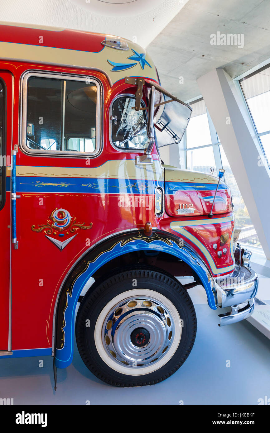 Collctivo hi-res stock photography and images - Alamy