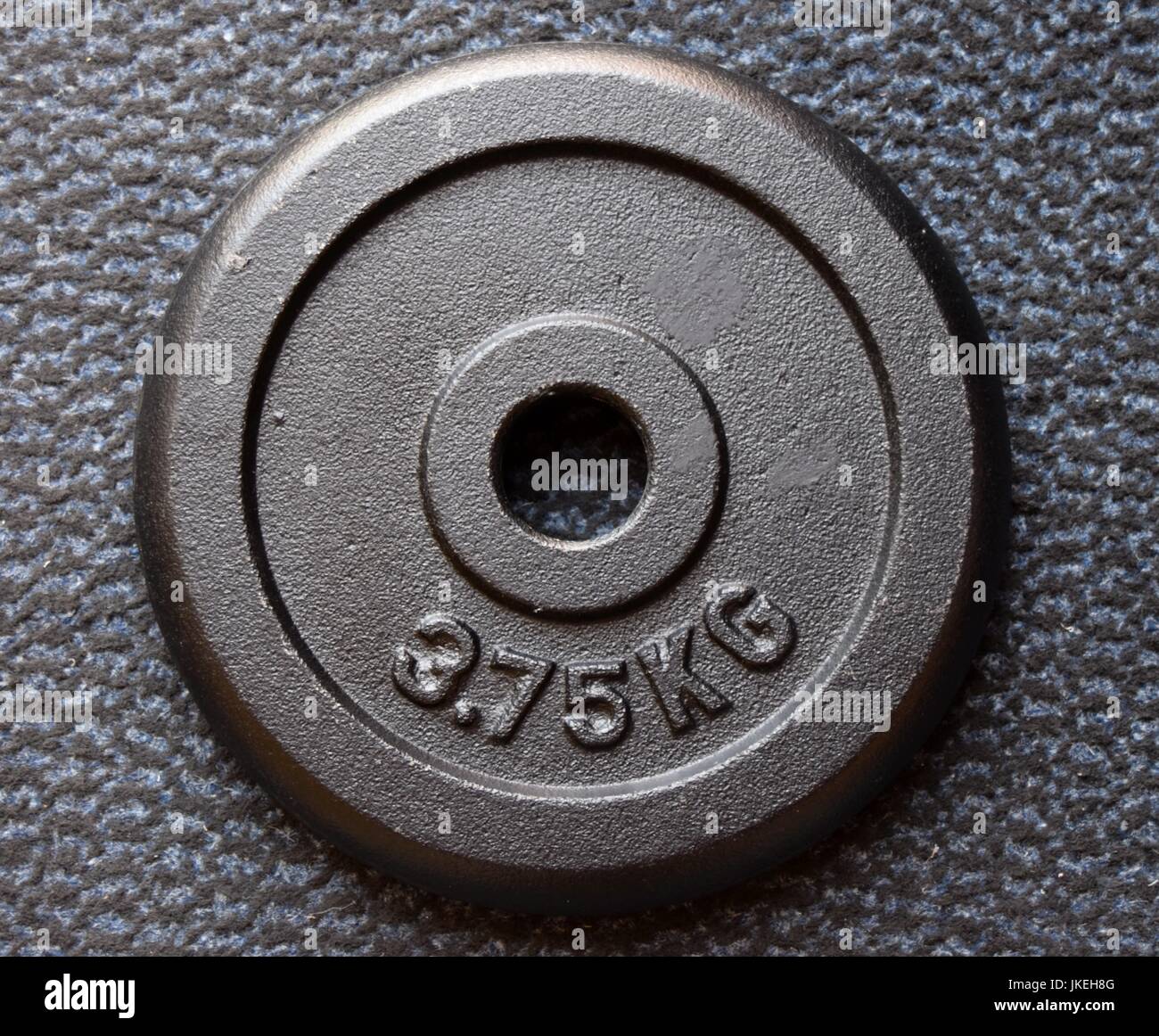 single dumbbell on the floor, Bodybuilding weights for muscle building ...