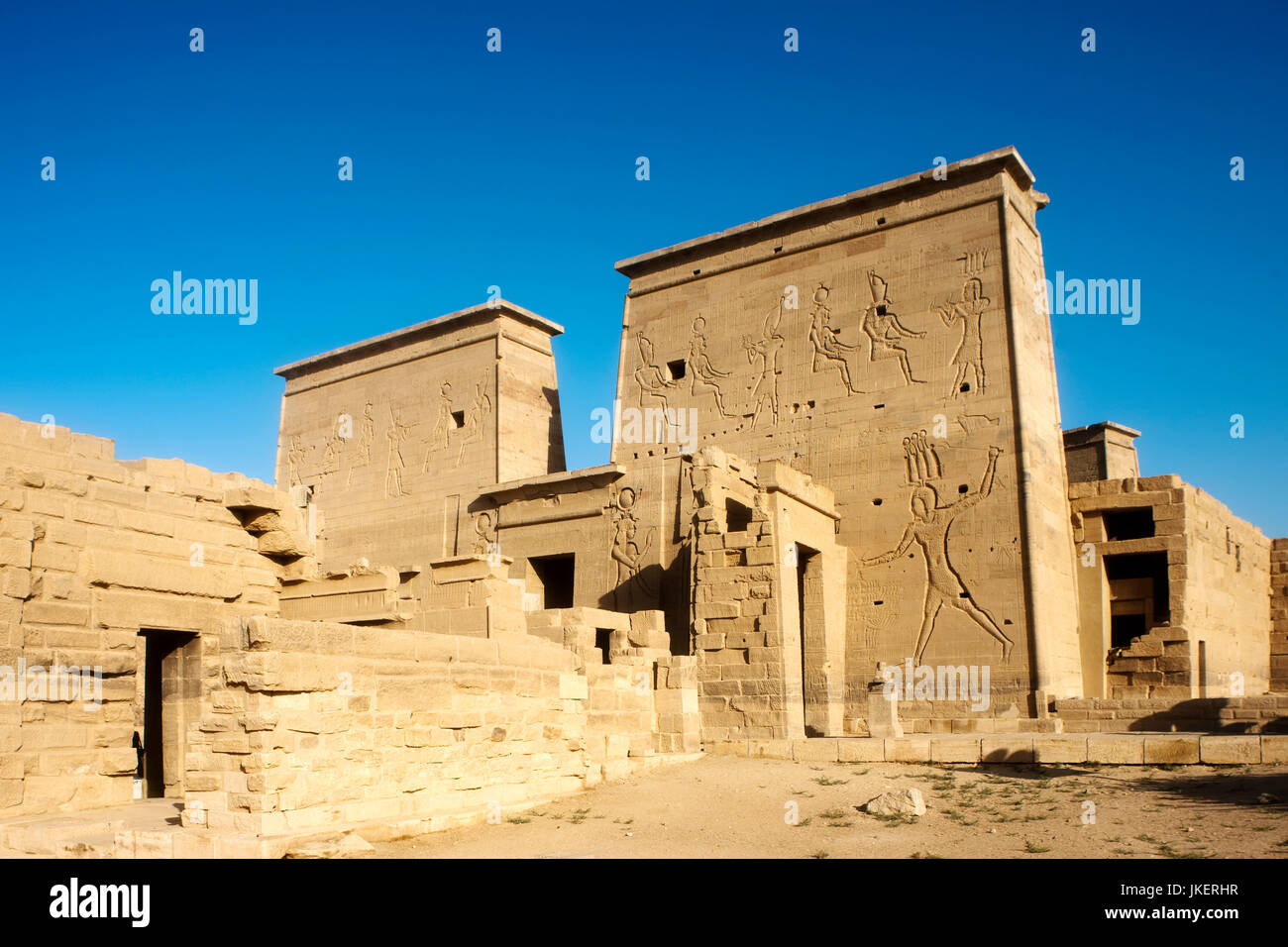 Ägypten, Assuan, rekonstruierter Isis-Tempel auf der Nil-Insel Philae ...