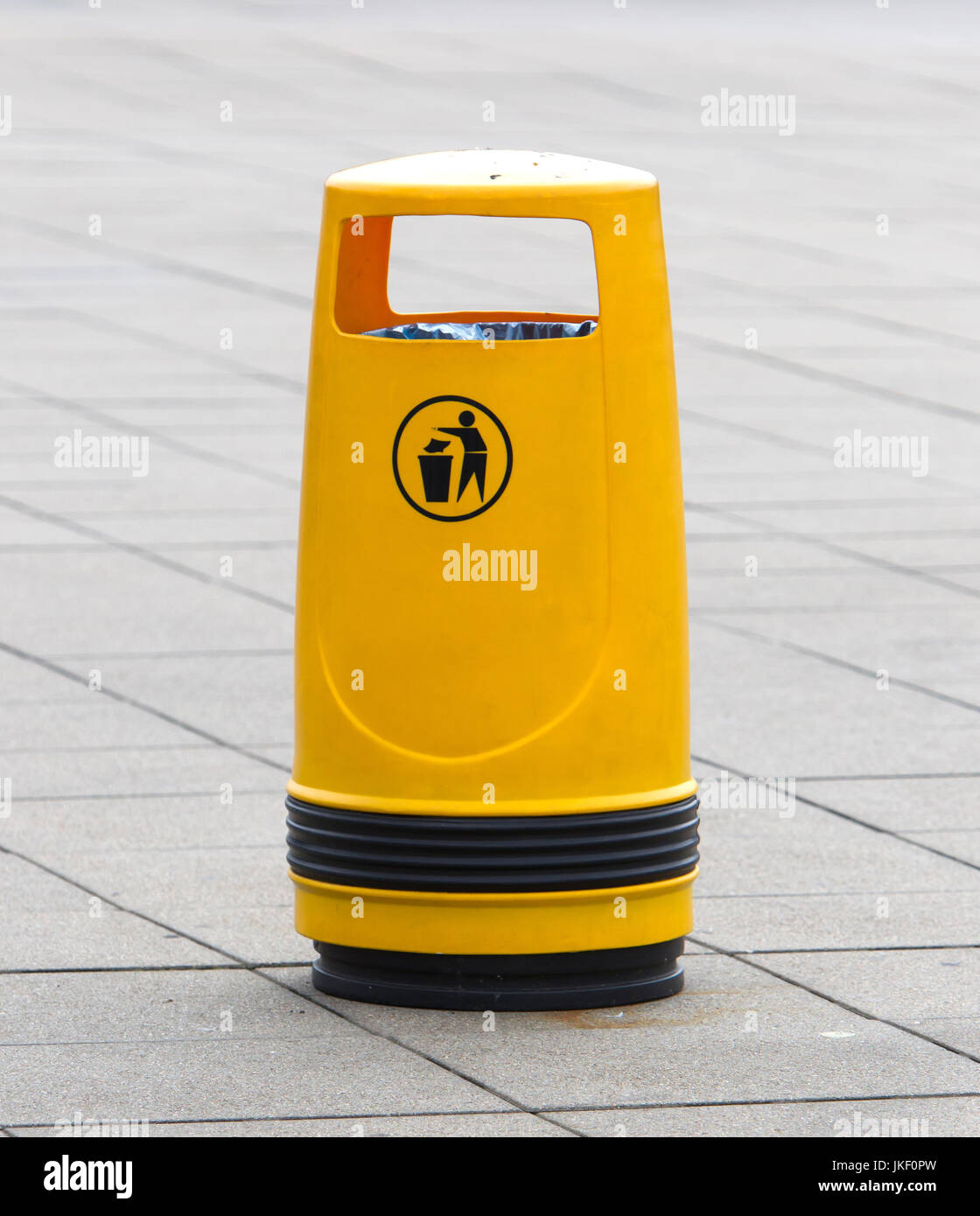 Old yellow bin, keeping nature clean, the Netherlands Stock Photo - Alamy