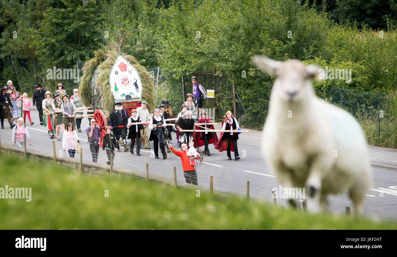 Rush cart procession hi-res stock photography and images - Alamy