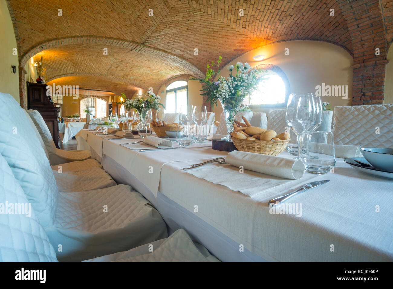 Wedding venue in italian villa hi-res stock photography and images - Alamy