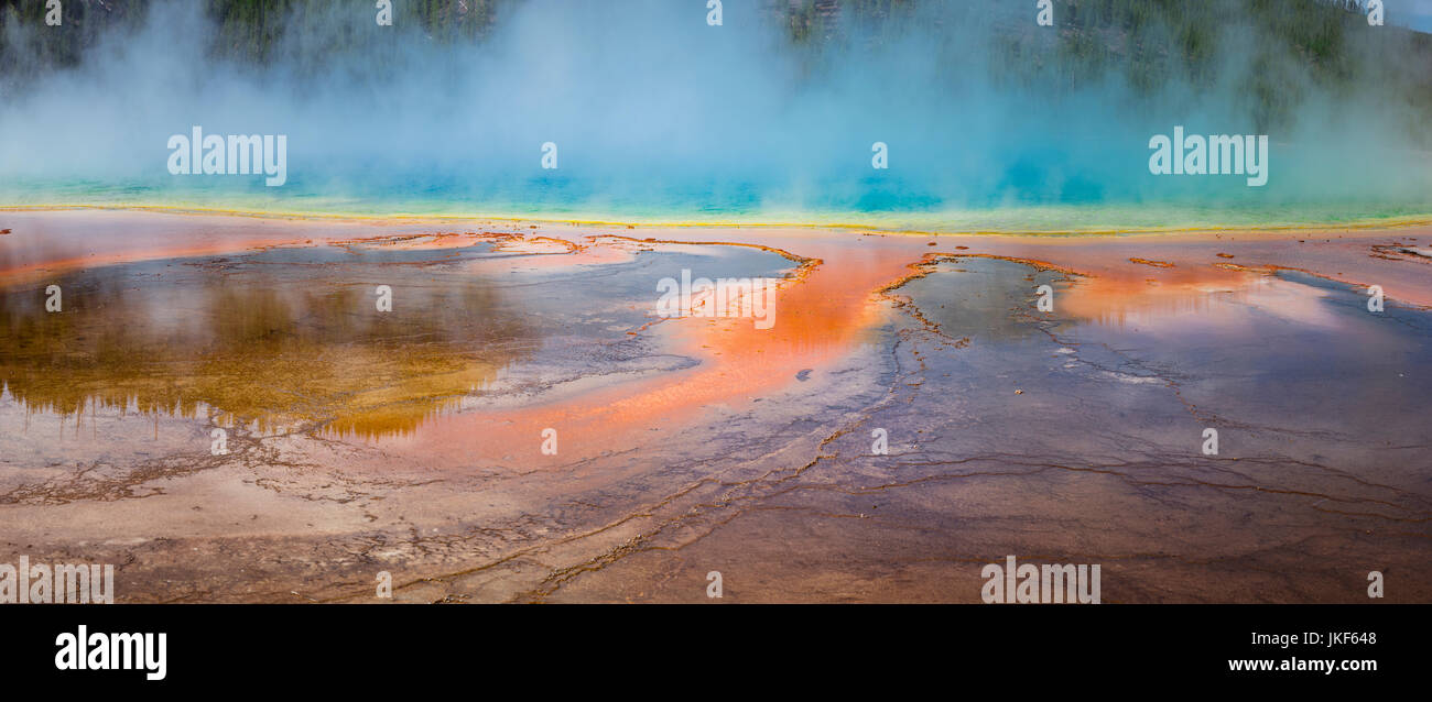 Overhead hot spring view hi-res stock photography and images - Alamy