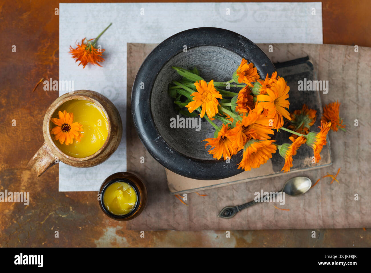 Salve pot hi-res stock photography and images - Alamy