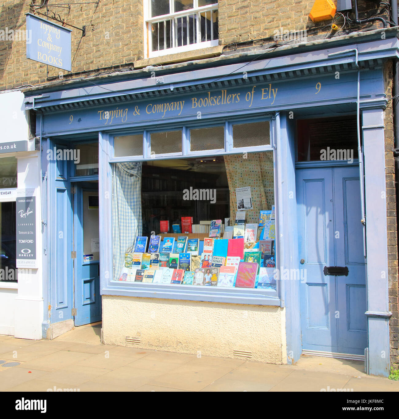 Topping and company hi-res stock photography and images - Alamy