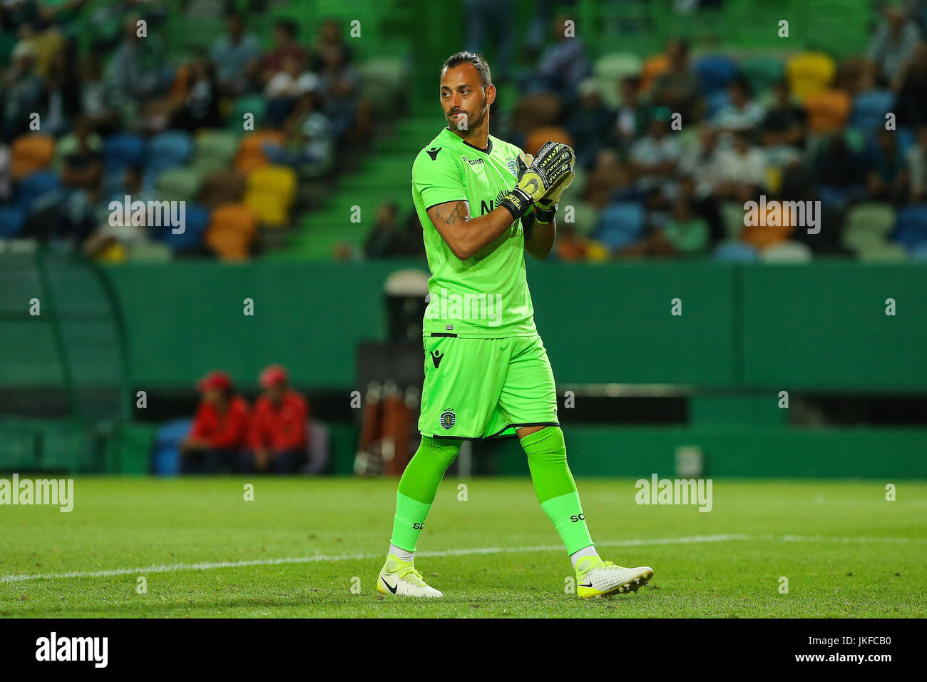 Sporting lisbon goalkeeper hi-res stock photography and images - Alamy