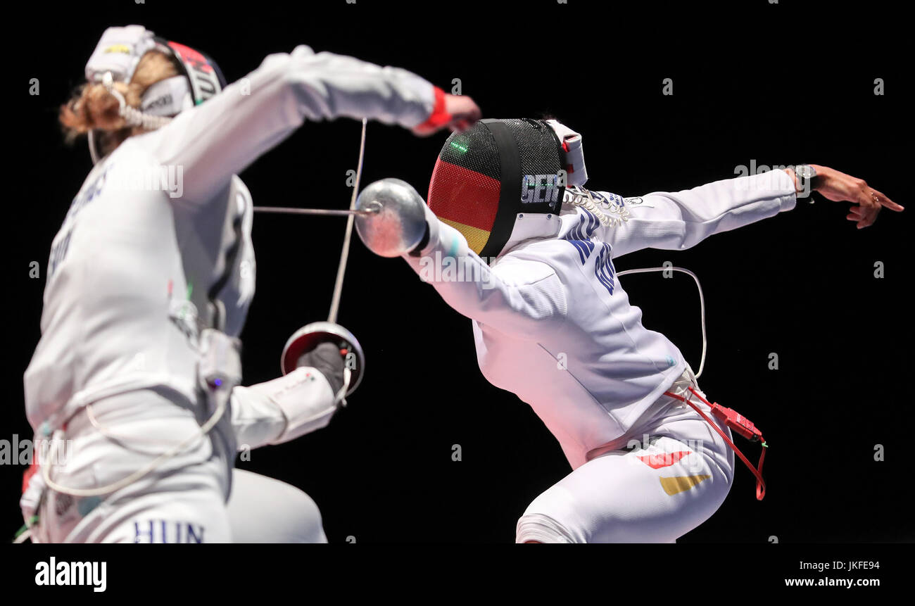 Leipzig, Germany. 23rd July, 2017. German sabre fencer Alexandra Ndolo ...