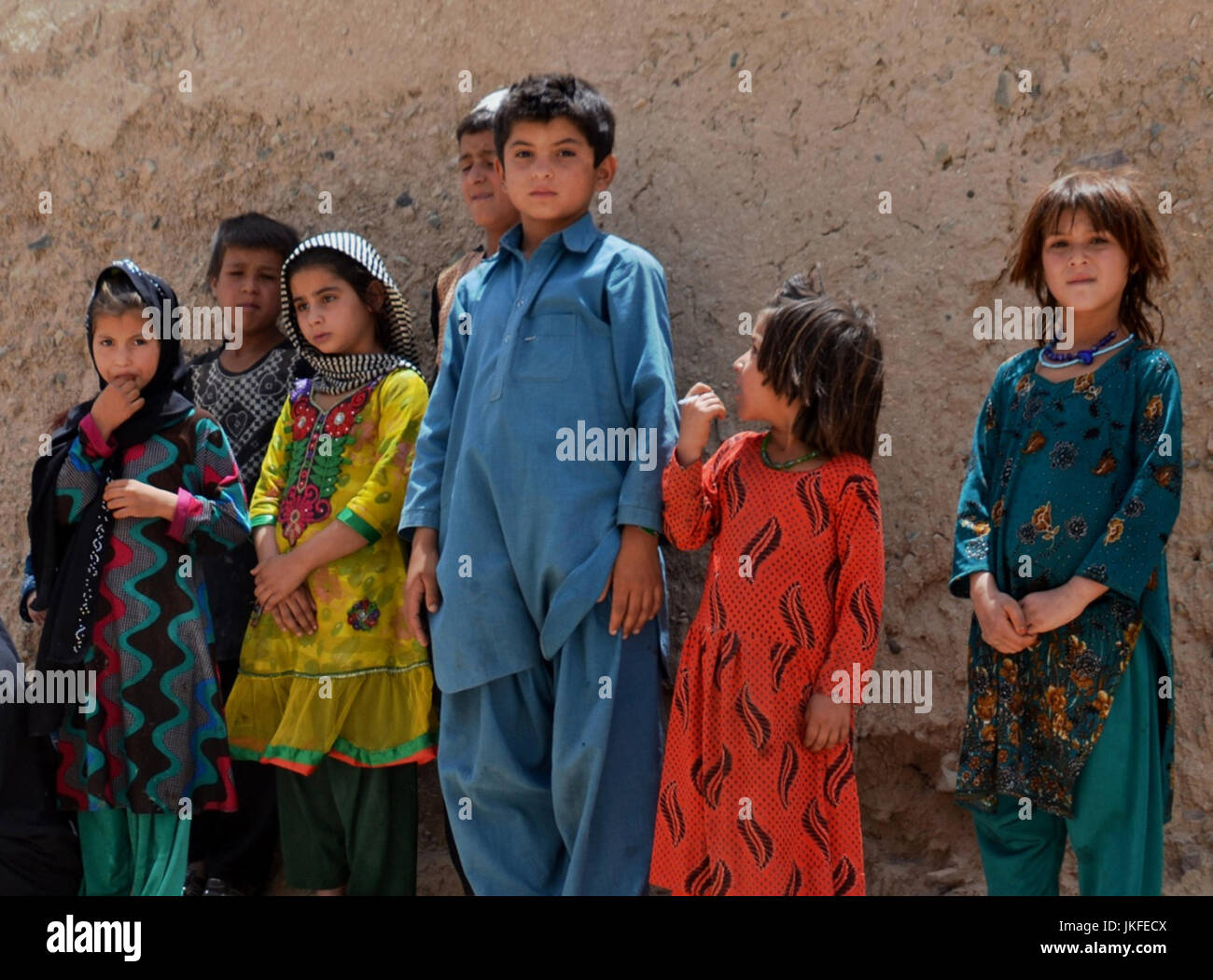 Kandahar, Afghanistan. 23rd July, 2017. People escaped from Shah Wali ...
