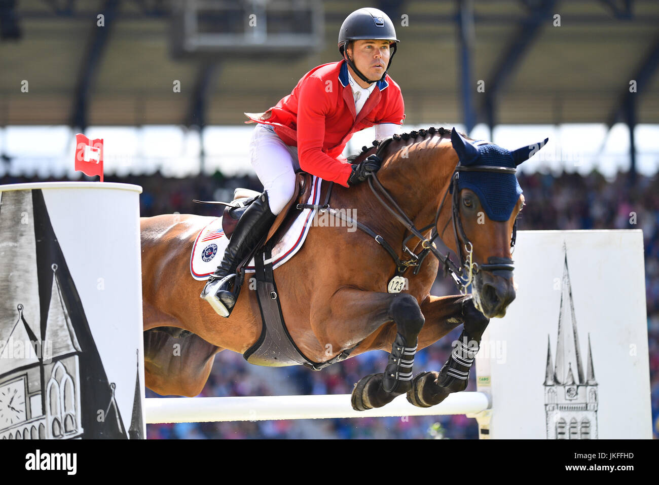 Horse show jumping tournament hi-res stock photography and images - Alamy