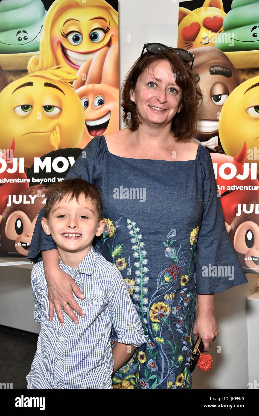 Eli benjamin wahl hi-res stock photography and images - Alamy