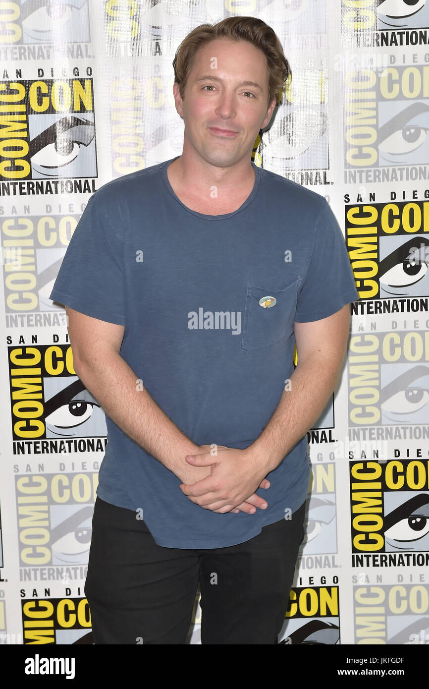 Ducktales 2017 hi-res stock photography and images - Alamy