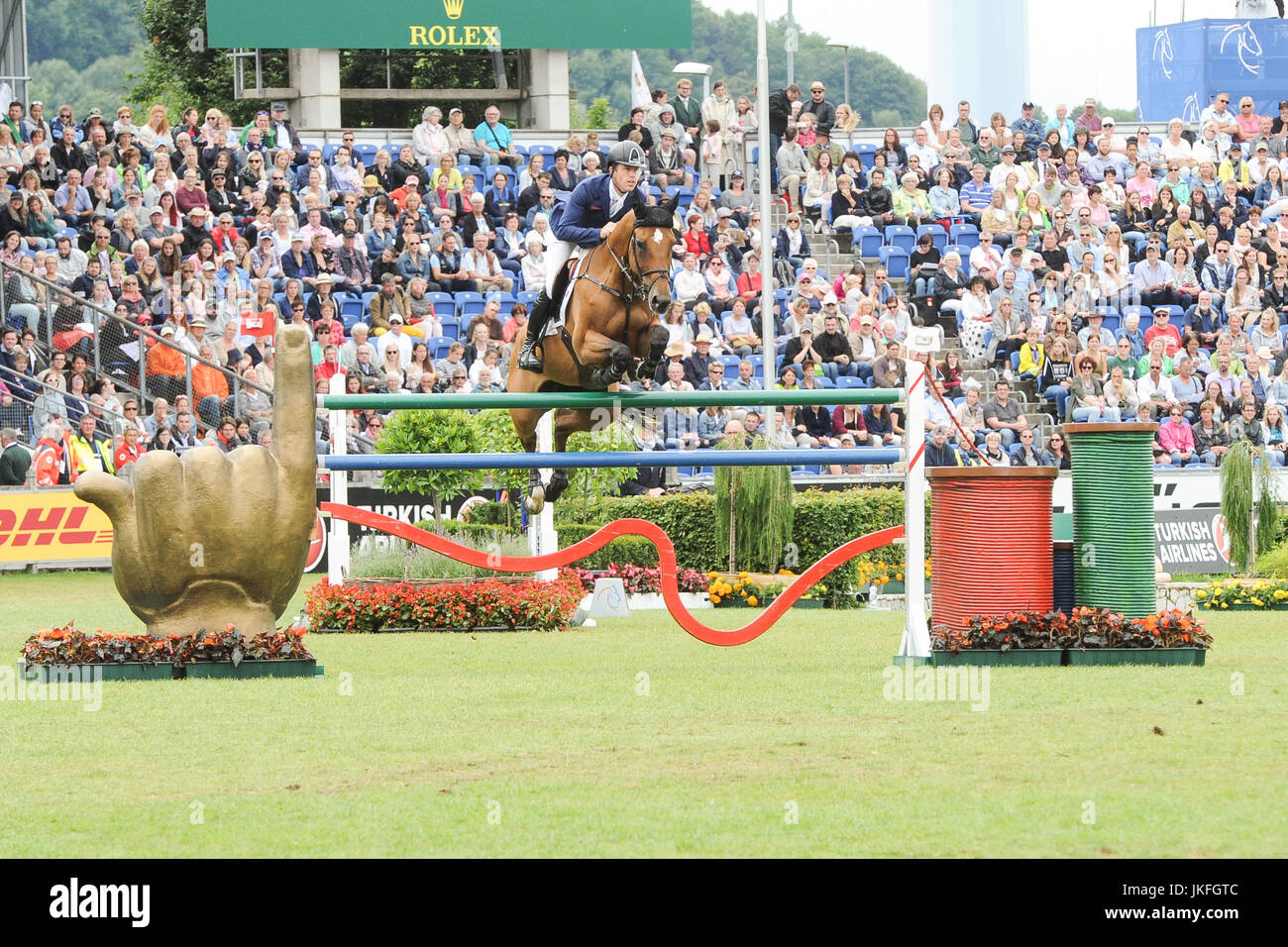 Aachen, Germany. 23rd July, 2017. Showjumper Scott Brash on horse ...