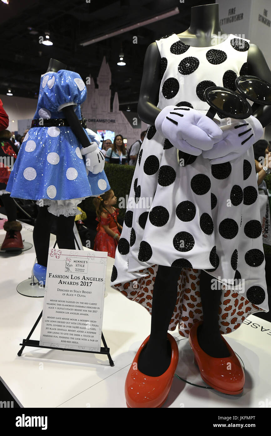 High Fashion Minnie Mouse