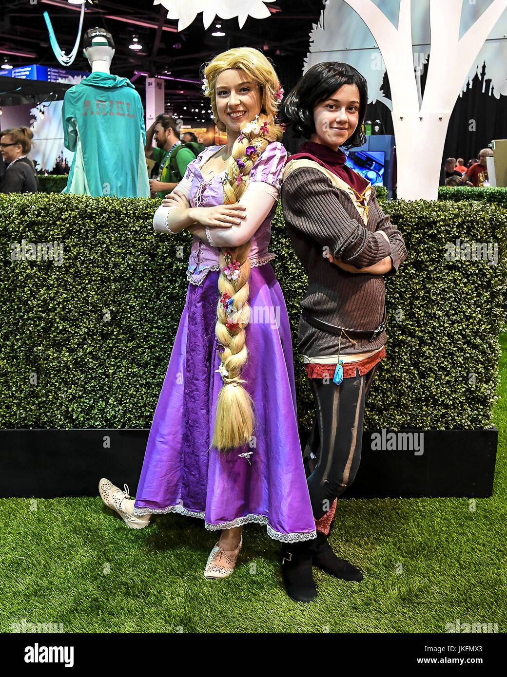 Official disney fan club hi-res stock photography and images - Alamy