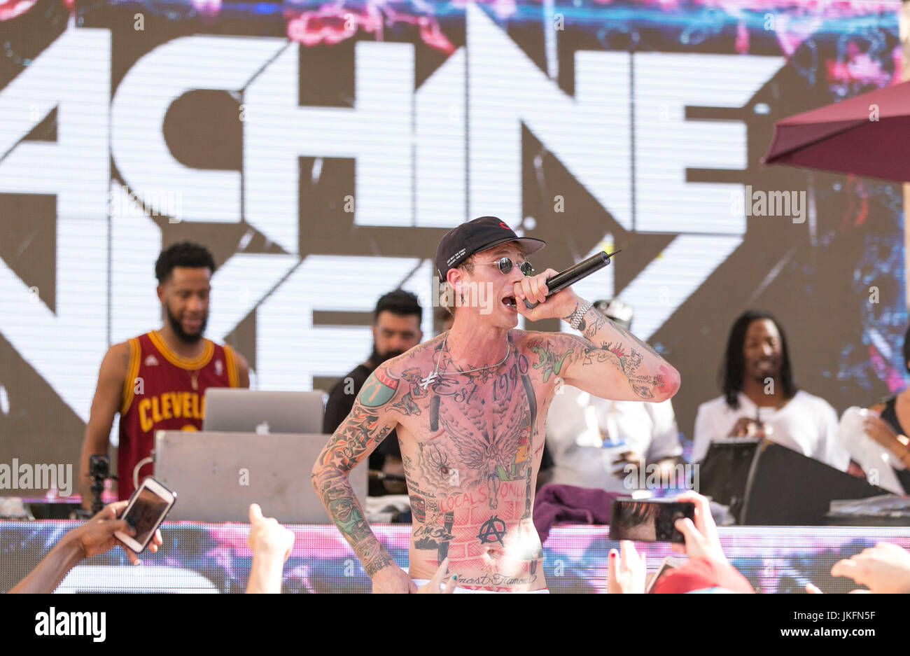 Machine gun kelly drummer High Resolution Stock Photography and Images ...