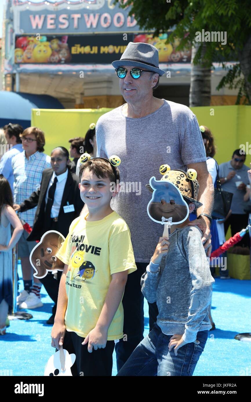 Usa. 23rd July, 2017. 23 July 2017 - Los Kevin Nealon, Gable Ness ...