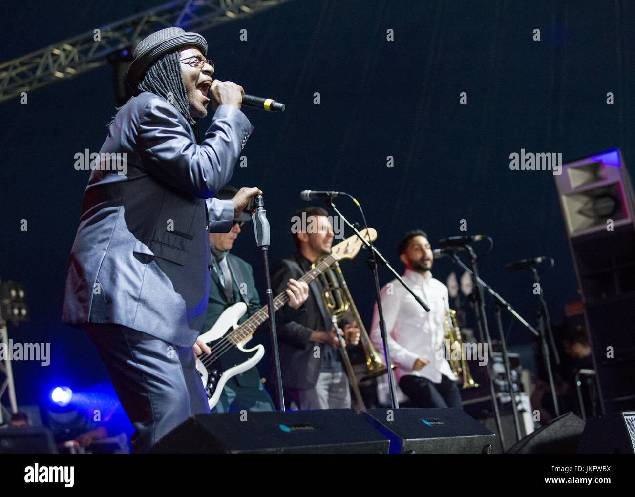 Jerry dammers hi-res stock photography and images - Alamy