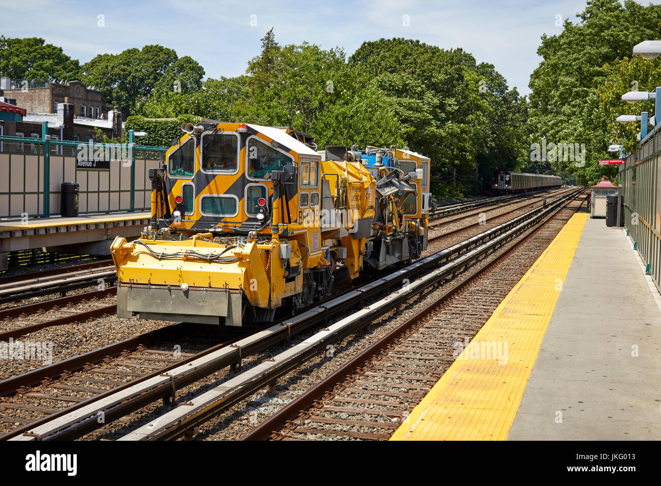 New York City, Manhattan, United States, track maintenance man working ...