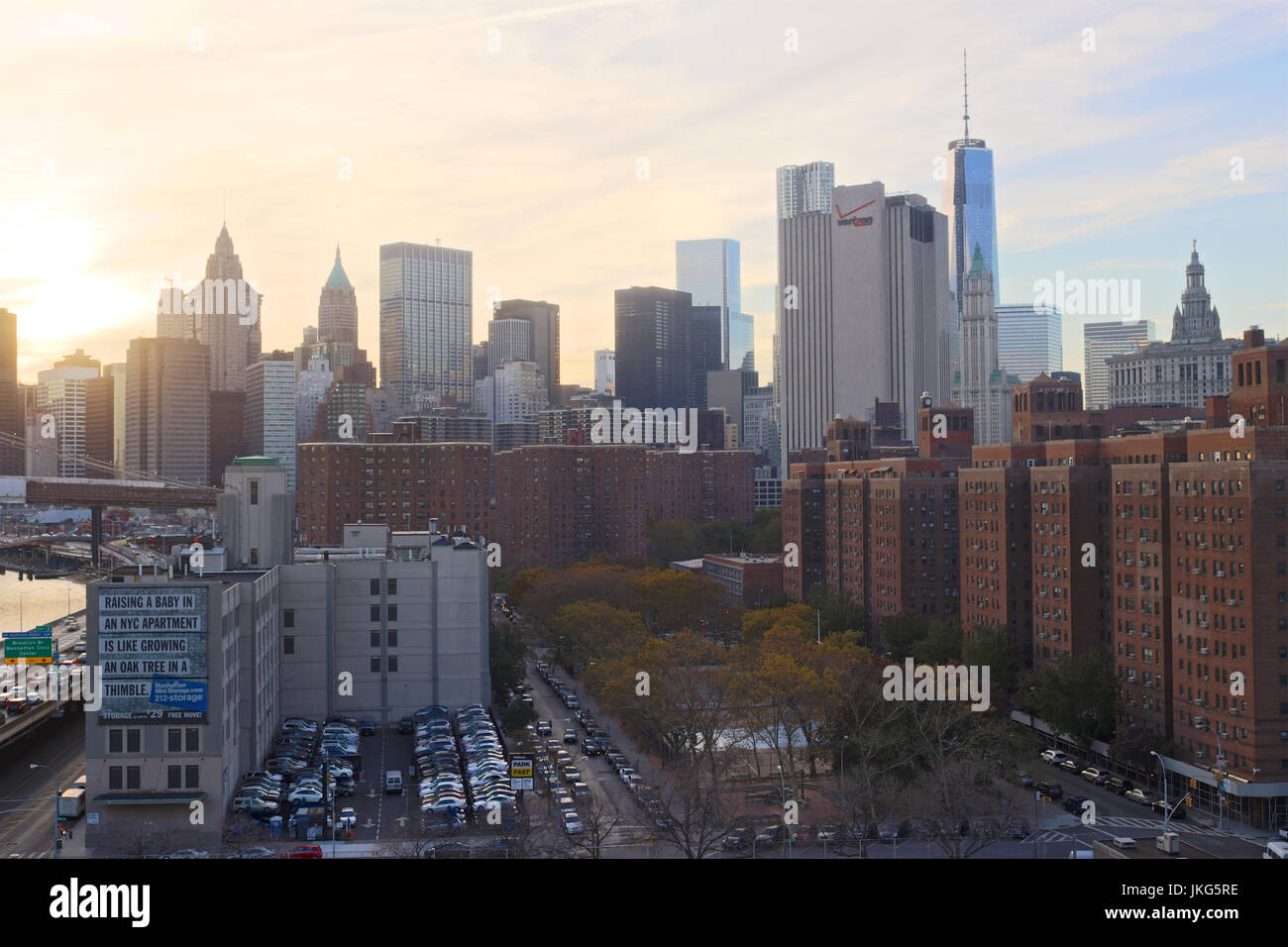 Housing projects new york city hi-res stock photography and images - Alamy