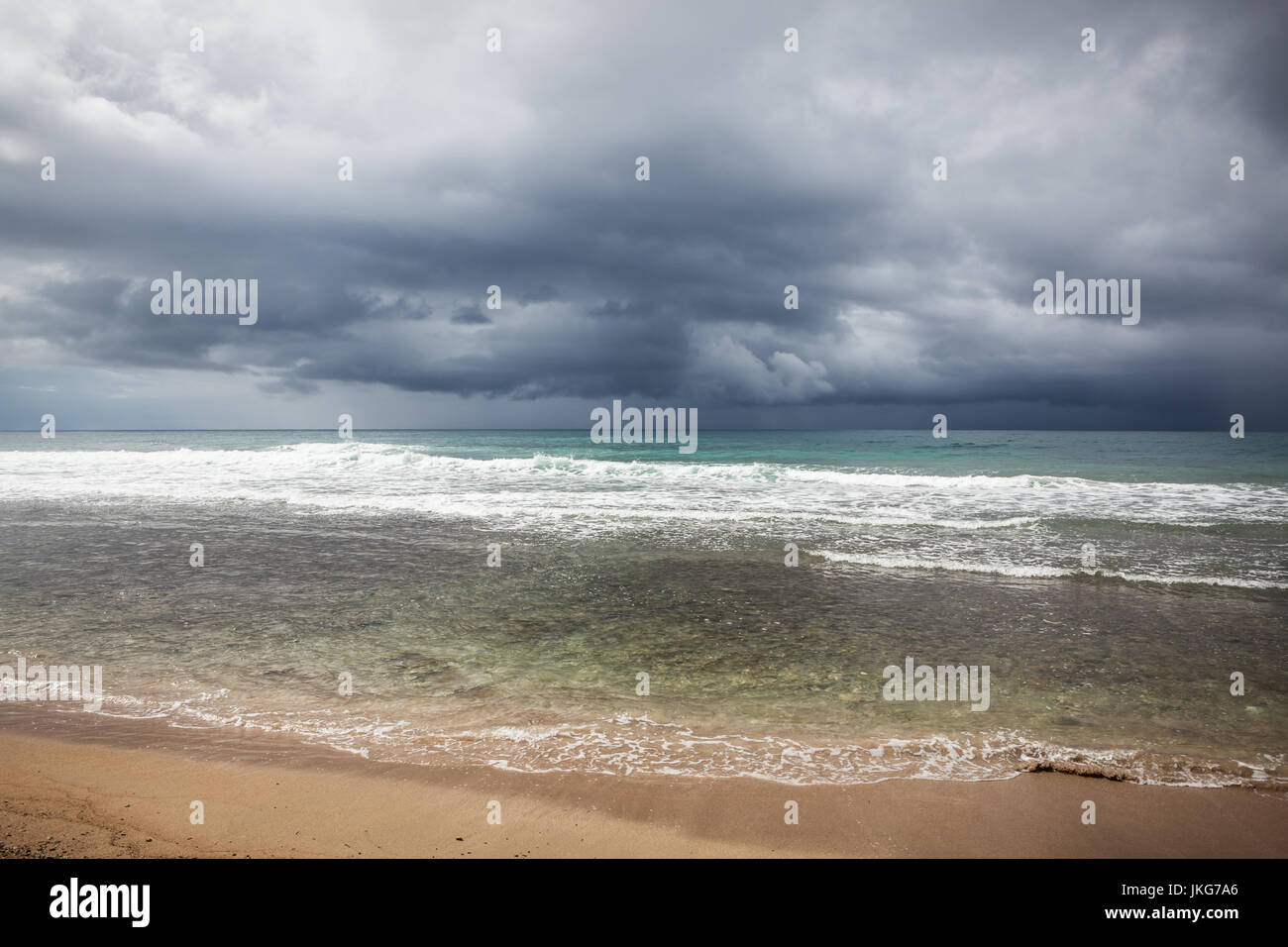 Coming tide water hi-res stock photography and images - Alamy