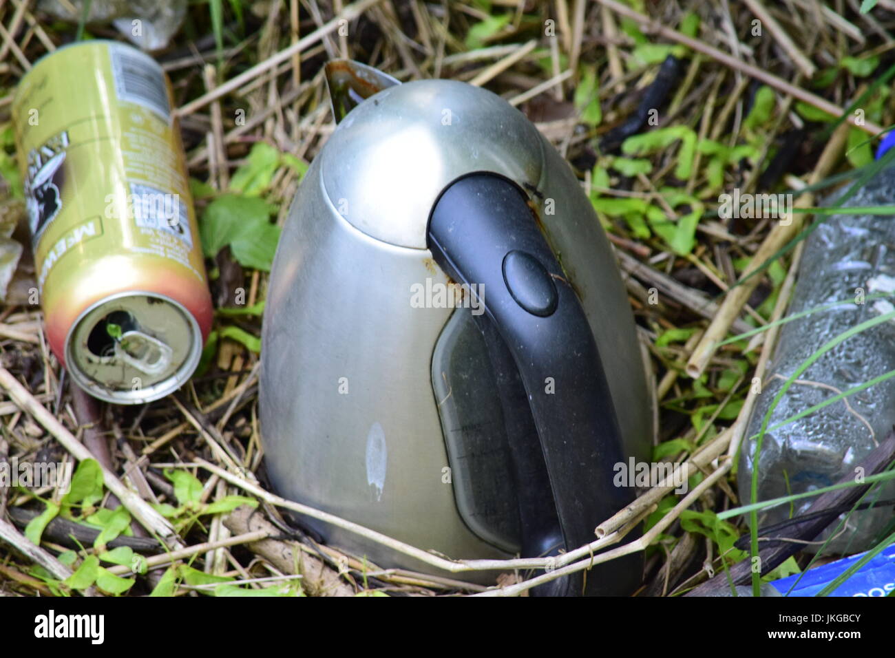 Litter and waste Stock Photo - Alamy