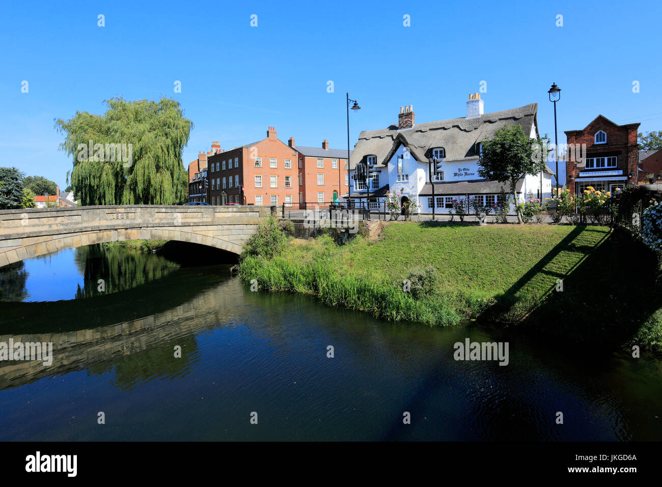 Summer; river Welland; Spalding town; Lincolnshire County; England; UK ...