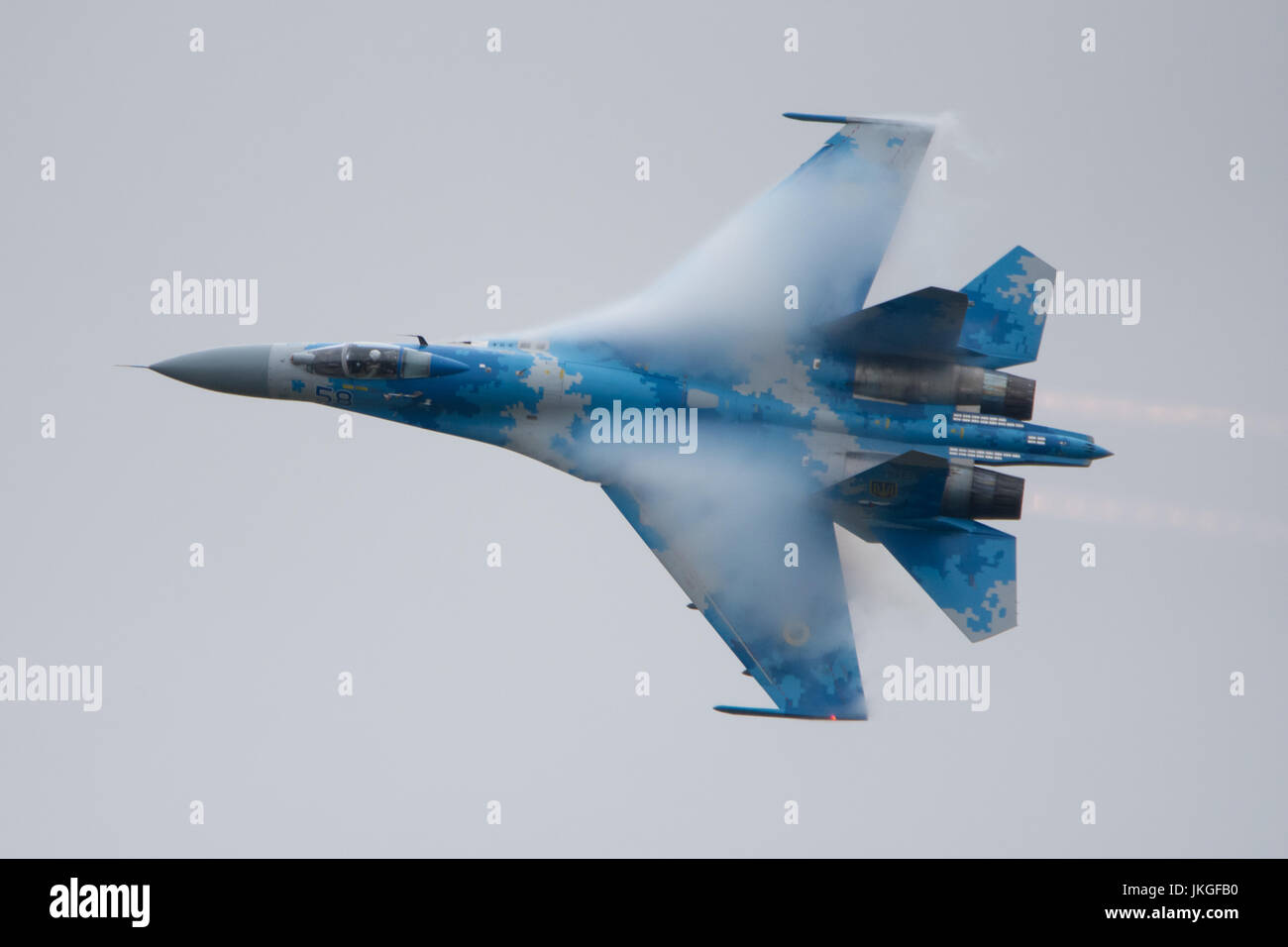 Sukhoi su 27 hi-res stock photography and images - Alamy